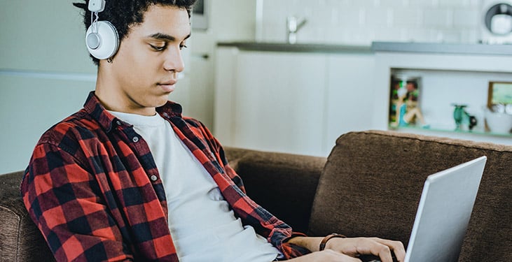 How to design remarkable active learning classrooms [checklist]